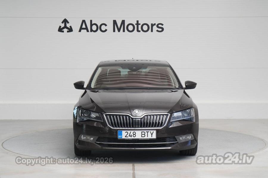 Brūns Skoda SuperB 2017 Tallina, ar dzinēja tilpumu 1.80 L un nobraukumu 146 tūkst. km par 16990 €, foto 3 vietnē AUTOMOTO.COM.LV