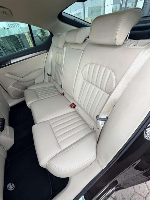 Brūns Skoda SuperB 2018 Viļņa, ar dzinēja tilpumu 1.80 L un nobraukumu 113 tūkst. km par 14900 €, foto 10 vietnē AUTOMOTO.COM.LV