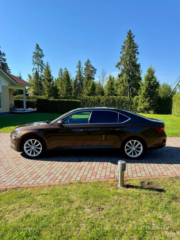 Brown Skoda SuperB 2019 in Tallinn, with an engine capacity of 1.50 L and mileage of 160 thousand km for 17500 €, photo 8 on AUTOMOTO.COM.LV