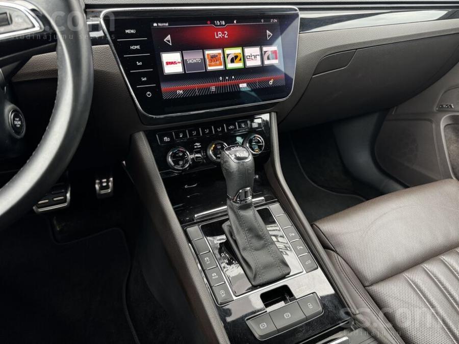 Brūns Skoda SuperB 2019 Rīga, ar dzinēja tilpumu 2.00 L un nobraukumu 146 tūkst. km par 17900 €, foto 24 vietnē AUTOMOTO.COM.LV