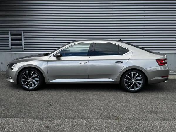 Brūns Skoda SuperB 2019 Rīga, ar dzinēja tilpumu 2.00 L un nobraukumu 146 tūkst. km par 17900 €, foto 2 vietnē AUTOMOTO.COM.LV