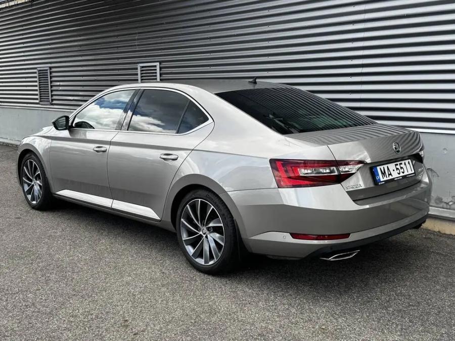 Brūns Skoda SuperB 2019 Rīga, ar dzinēja tilpumu 2.00 L un nobraukumu 146 tūkst. km par 17900 €, foto 4 vietnē AUTOMOTO.COM.LV
