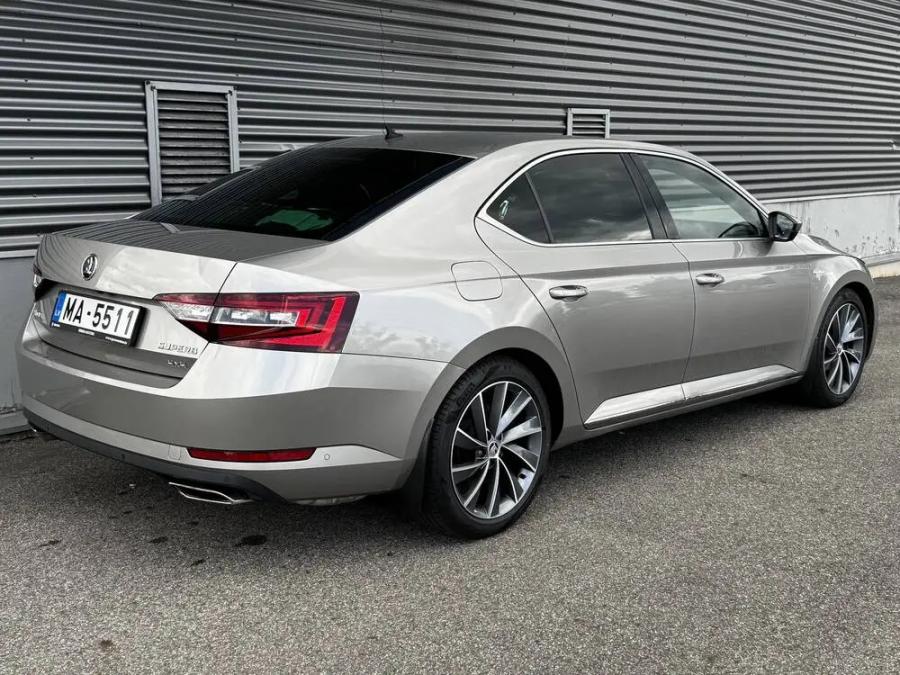 Brūns Skoda SuperB 2019 Rīga, ar dzinēja tilpumu 2.00 L un nobraukumu 146 tūkst. km par 17900 €, foto 6 vietnē AUTOMOTO.COM.LV
