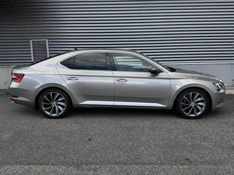 Brūns Skoda SuperB 2019 Rīga, ar dzinēja tilpumu 2.00 L un nobraukumu 146 tūkst. km par 17900 €, foto 7 vietnē AUTOMOTO.COM.LV