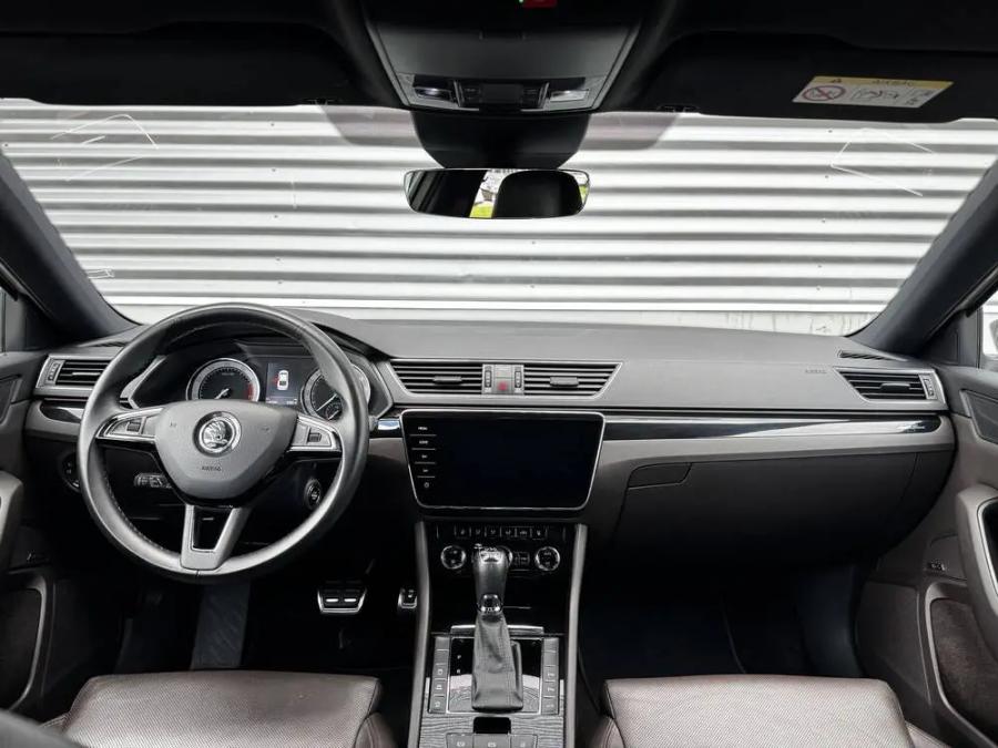 Brūns Skoda SuperB 2019 Rīga, ar dzinēja tilpumu 2.00 L un nobraukumu 146 tūkst. km par 17900 €, foto 18 vietnē AUTOMOTO.COM.LV