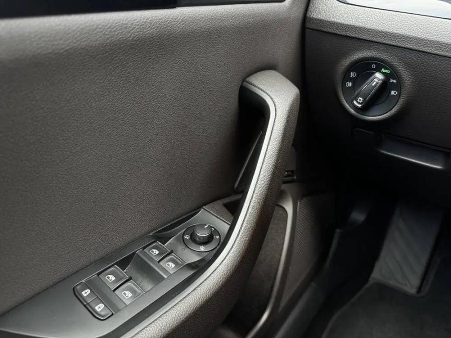 Brūns Skoda SuperB 2019 Rīga, ar dzinēja tilpumu 2.00 L un nobraukumu 146 tūkst. km par 17900 €, foto 23 vietnē AUTOMOTO.COM.LV