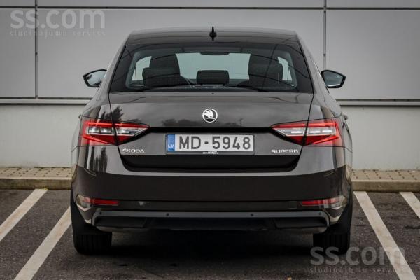 Brūns Skoda SuperB 2019 Rīga, ar dzinēja tilpumu 1.50 L un nobraukumu 133 tūkst. km par 16500 €, foto 5 vietnē AUTOMOTO.COM.LV