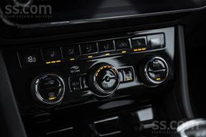 Brūns Skoda SuperB 2019 Rīga, ar dzinēja tilpumu 1.50 L un nobraukumu 133 tūkst. km par 16500 €, foto 26 vietnē AUTOMOTO.COM.LV