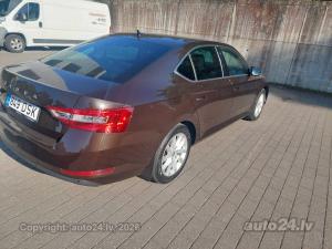 Brūns Skoda SuperB 2021 Tallina, ar dzinēja tilpumu 2.00 L un nobraukumu 129 tūkst. km par 19900 €, foto 4 vietnē AUTOMOTO.COM.LV