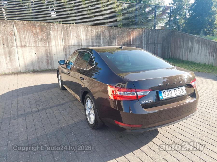 Brūns Skoda SuperB 2021 Tallina, ar dzinēja tilpumu 2.00 L un nobraukumu 129 tūkst. km par 19900 €, foto 5 vietnē AUTOMOTO.COM.LV