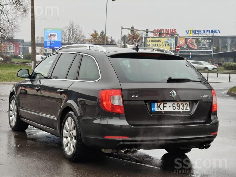 Brown Skoda SuperB 2010 in Riga, with an engine capacity of 3.60 L and mileage of 208 thousand km for 4300 €, photo 5 on AUTOMOTO.COM.LV