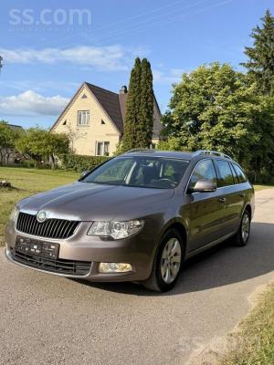 Brown Skoda SuperB 2010 in Ludza, with an engine capacity of 1.90 L and mileage of 264 thousand km for 5290 €, photo 9 on AUTOMOTO.COM.LV