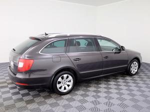 Brūns Skoda SuperB 2010 Tallina, ar dzinēja tilpumu 1.80 L un nobraukumu 363 tūkst. km par 2499 €, foto 4 vietnē AUTOMOTO.COM.LV