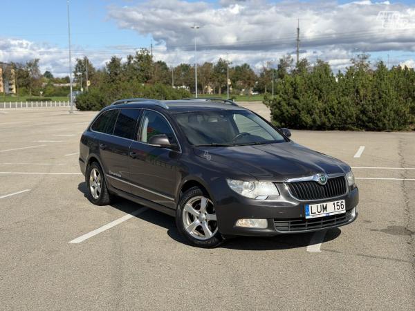 Brown Skoda SuperB 2010 in Siauliai, with an engine capacity of 2.00 L and mileage of 411 thousand km for 2700 €, photo 1 on AUTOMOTO.COM.LV