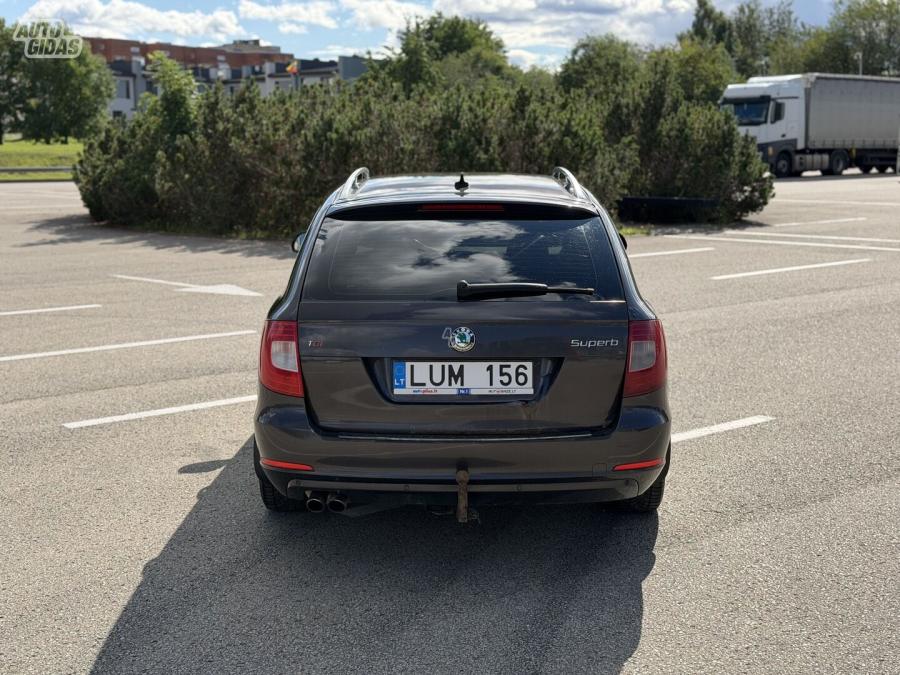 Brūns Skoda SuperB 2010 Šauļi, ar dzinēja tilpumu 2.00 L un nobraukumu 411 tūkst. km par 2700 €, foto 5 vietnē AUTOMOTO.COM.LV