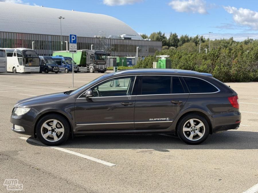 Brūns Skoda SuperB 2010 Šauļi, ar dzinēja tilpumu 2.00 L un nobraukumu 411 tūkst. km par 2700 €, foto 7 vietnē AUTOMOTO.COM.LV