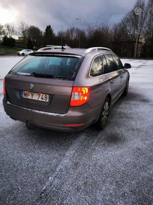 Brūns Skoda SuperB 2011 Klaipėda, ar dzinēja tilpumu 1.97 L un nobraukumu 299 tūkst. km par 6000 €, foto 4 vietnē AUTOMOTO.COM.LV