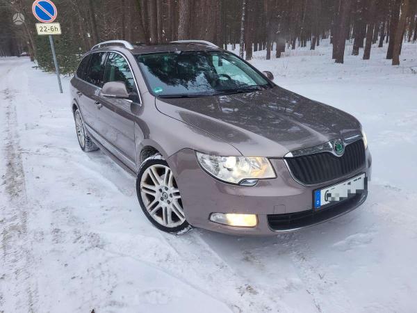 Brown Skoda SuperB 2011 in Kaunas, with an engine capacity of 1.97 L and mileage of 278 thousand km for 6800 €, photo 8 on AUTOMOTO.COM.LV