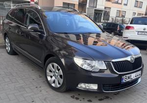 Brown Skoda SuperB 2011 in Vilnius, with an engine capacity of 1.60 L and mileage of 443 thousand km for 4800 €, photo  on AUTOMOTO.COM.LV