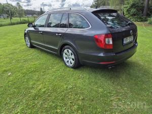 Brūns Skoda SuperB 2011 Rīga, ar dzinēja tilpumu 1.60 L un nobraukumu 234 tūkst. km par 5000 €, foto 3 vietnē AUTOMOTO.COM.LV