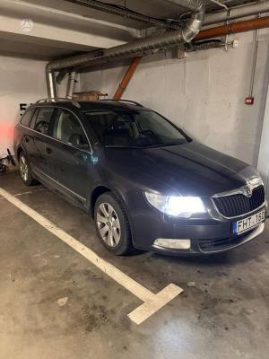 Brūns Skoda SuperB 2011 Kauņa, ar dzinēja tilpumu 1.97 L un nobraukumu 233 tūkst. km par 4000 €, foto  vietnē AUTOMOTO.COM.LV