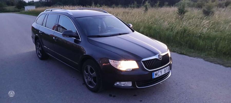 Brown Skoda SuperB 2011 in Telschi, with an engine capacity of 1.60 L and mileage of 370 thousand km for 2600 €, photo 1 on AUTOMOTO.COM.LV