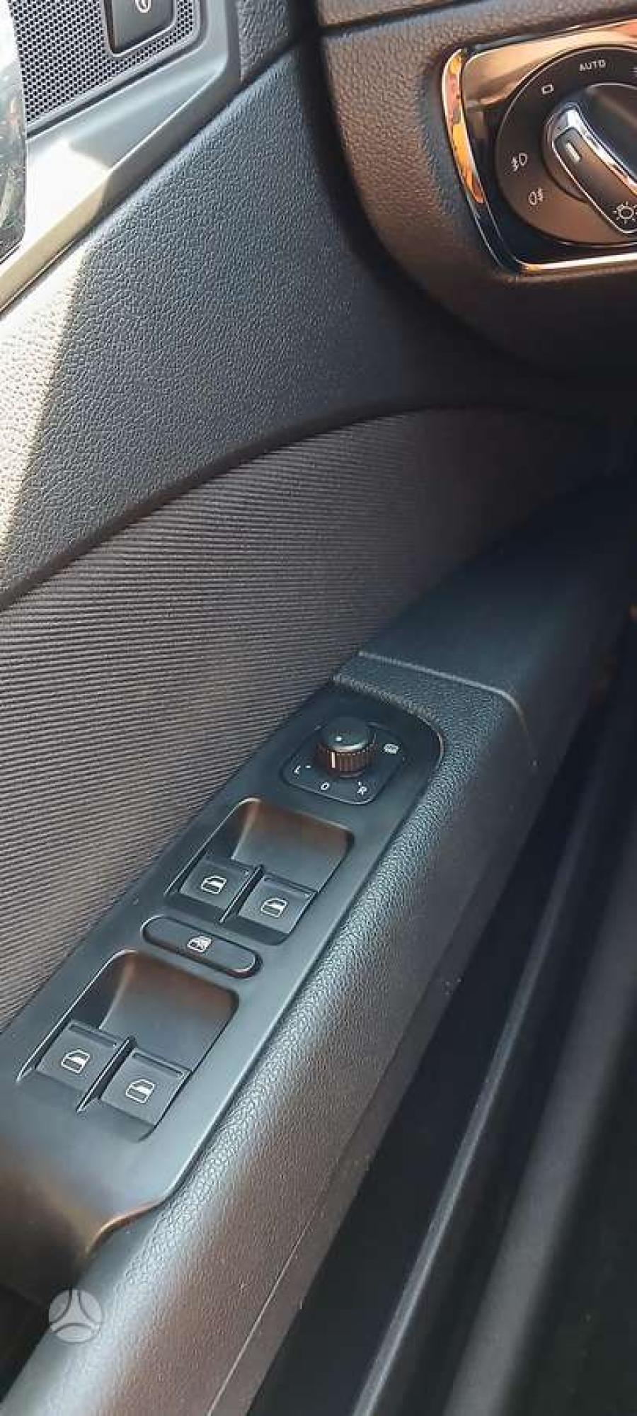 Brown Skoda SuperB 2011 in Telschi, with an engine capacity of 1.60 L and mileage of 370 thousand km for 2600 €, photo 13 on AUTOMOTO.COM.LV