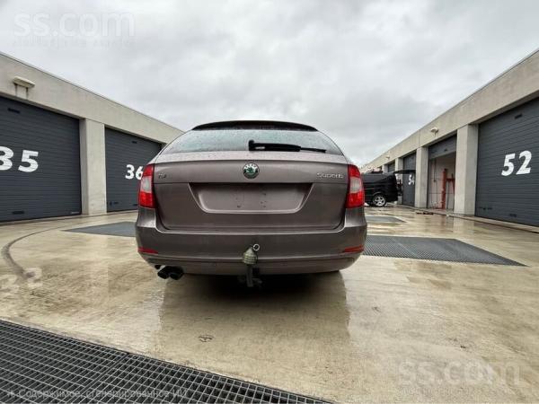 Brown Skoda SuperB 2011 in Daugavpils, with an engine capacity of 1.80 L and mileage of 179 thousand km for 6000 €, photo 11 on AUTOMOTO.COM.LV