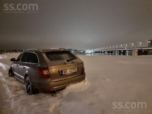 Brūns Skoda SuperB 2012 Rīga, ar dzinēja tilpumu 2.00 L un nobraukumu 320 tūkst. km par 5900 €, foto 7 vietnē AUTOMOTO.COM.LV