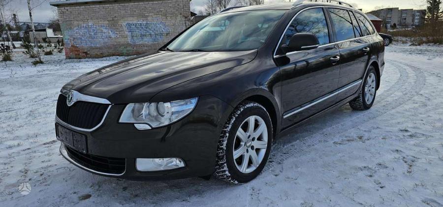 Brown Skoda SuperB 2012 in Ukmerge, with an engine capacity of 2.00 L and mileage of 249 thousand km for 7200 €, photo 2 on AUTOMOTO.COM.LV