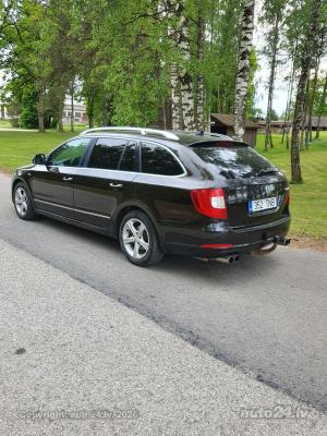 Brūns Skoda SuperB 2012 Tallina, ar dzinēja tilpumu 2.00 L un nobraukumu 376 tūkst. km par 5499 €, foto 4 vietnē AUTOMOTO.COM.LV