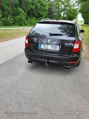 Brūns Skoda SuperB 2012 Tallina, ar dzinēja tilpumu 2.00 L un nobraukumu 376 tūkst. km par 5499 €, foto 5 vietnē AUTOMOTO.COM.LV