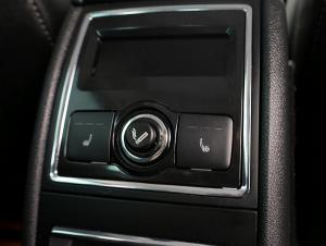 Brown Skoda SuperB 2012 in Tallinn, with an engine capacity of 2.00 L and mileage of 338 thousand km for 3499 €, photo 9 on AUTOMOTO.COM.LV