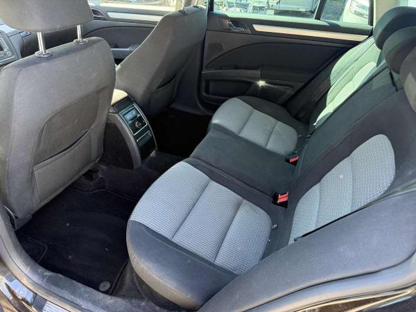 Brūns Skoda SuperB 2012 Kauņa, ar dzinēja tilpumu 1.60 L un nobraukumu 300 tūkst. km par 3700 €, foto 7 vietnē AUTOMOTO.COM.LV