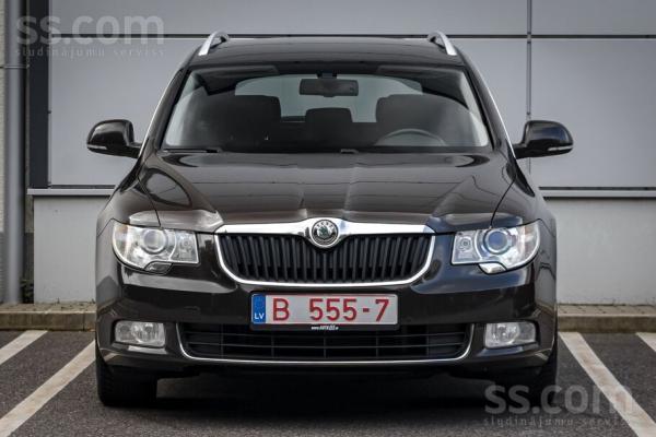 Brown Skoda SuperB 2012 in Riga, with an engine capacity of 2.00 L and mileage of 322 thousand km for 4990 €, photo 3 on AUTOMOTO.COM.LV