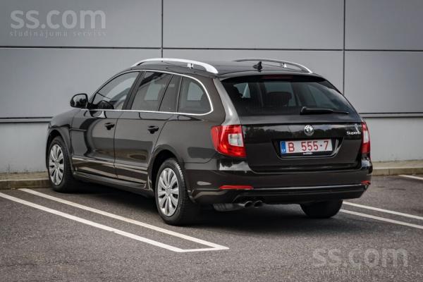 Brown Skoda SuperB 2012 in Riga, with an engine capacity of 2.00 L and mileage of 322 thousand km for 4990 €, photo 7 on AUTOMOTO.COM.LV