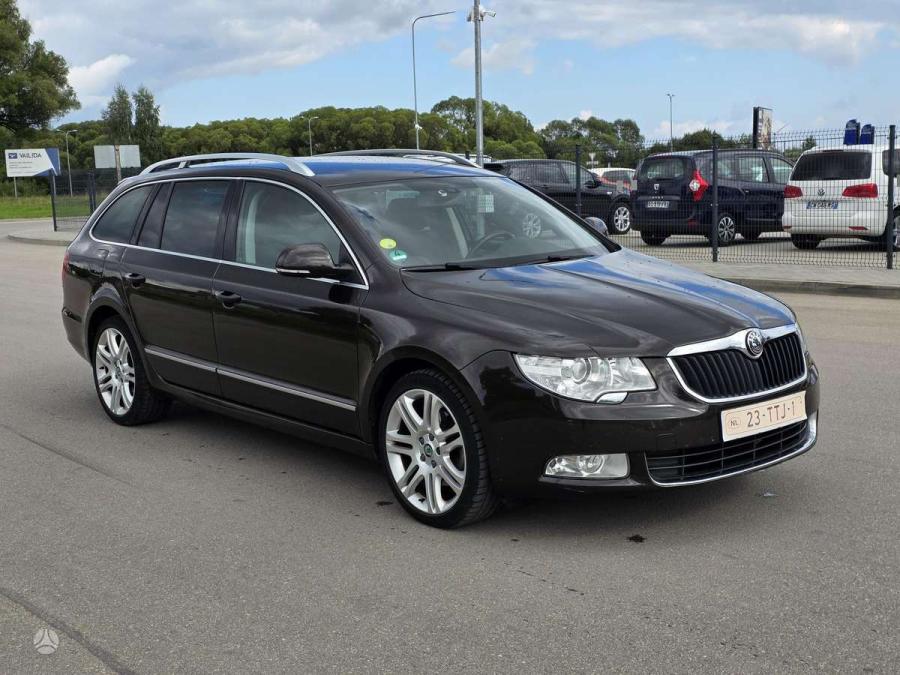 Brūns Skoda SuperB 2012 Tauragė, ar dzinēja tilpumu 1.60 L un nobraukumu 289 tūkst. km par 3999 €, foto 3 vietnē AUTOMOTO.COM.LV