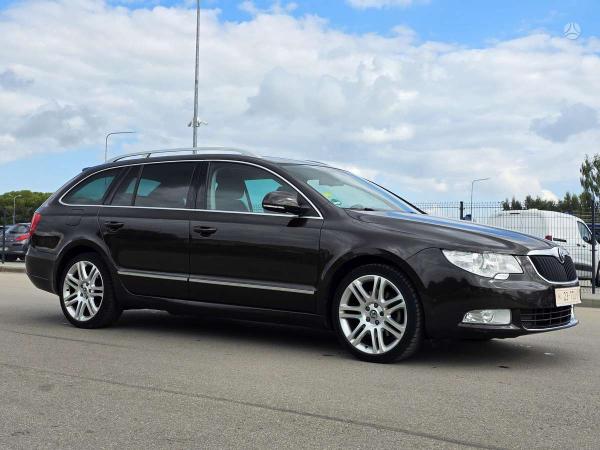 Brown Skoda SuperB 2012 in Taurage, with an engine capacity of 1.60 L and mileage of 289 thousand km for 3999 €, photo 4 on AUTOMOTO.COM.LV