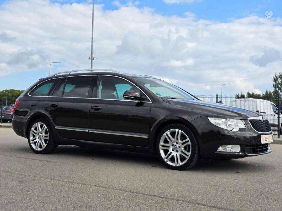 Brūns Skoda SuperB 2012 Tauragė, ar dzinēja tilpumu 1.60 L un nobraukumu 289 tūkst. km par 3999 €, foto 4 vietnē AUTOMOTO.COM.LV