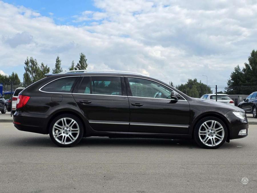 Brūns Skoda SuperB 2012 Tauragė, ar dzinēja tilpumu 1.60 L un nobraukumu 289 tūkst. km par 3999 €, foto 7 vietnē AUTOMOTO.COM.LV