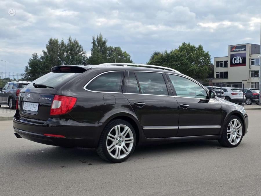 Brūns Skoda SuperB 2012 Tauragė, ar dzinēja tilpumu 1.60 L un nobraukumu 289 tūkst. km par 3999 €, foto 8 vietnē AUTOMOTO.COM.LV