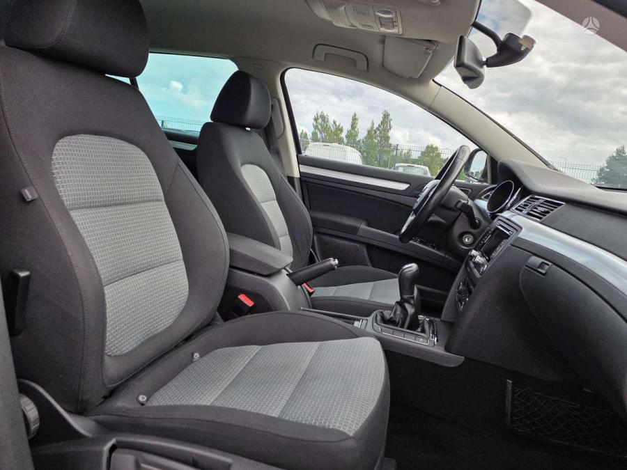 Brūns Skoda SuperB 2012 Tauragė, ar dzinēja tilpumu 1.60 L un nobraukumu 289 tūkst. km par 3999 €, foto 15 vietnē AUTOMOTO.COM.LV
