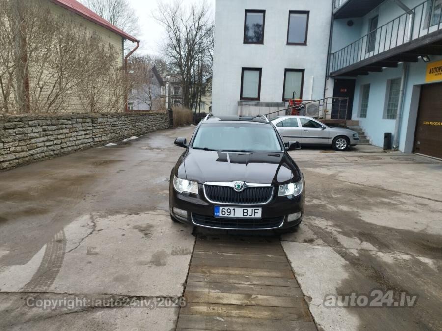 Brūns Skoda SuperB 2013 Tallina, ar dzinēja tilpumu 2.00 L un nobraukumu 398 tūkst. km par 4199 €, foto 6 vietnē AUTOMOTO.COM.LV
