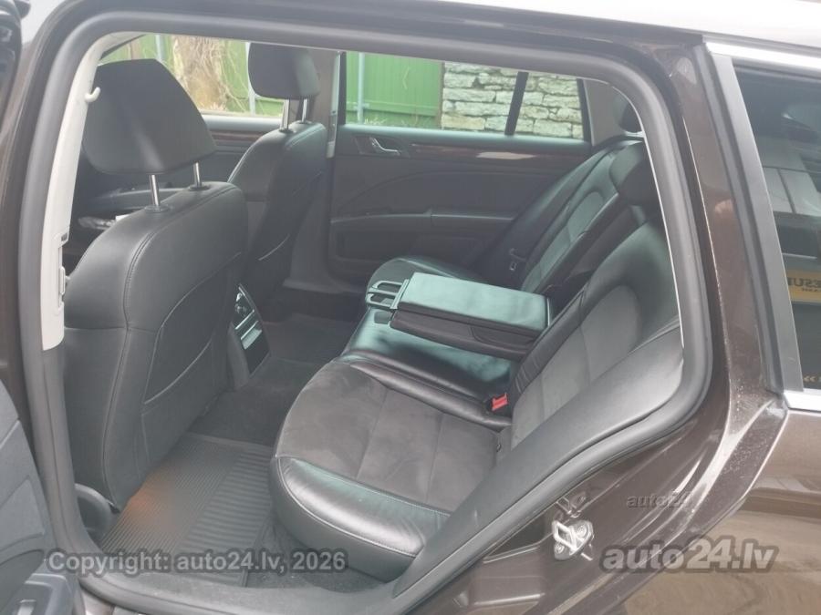 Brūns Skoda SuperB 2013 Tallina, ar dzinēja tilpumu 2.00 L un nobraukumu 398 tūkst. km par 4199 €, foto 9 vietnē AUTOMOTO.COM.LV