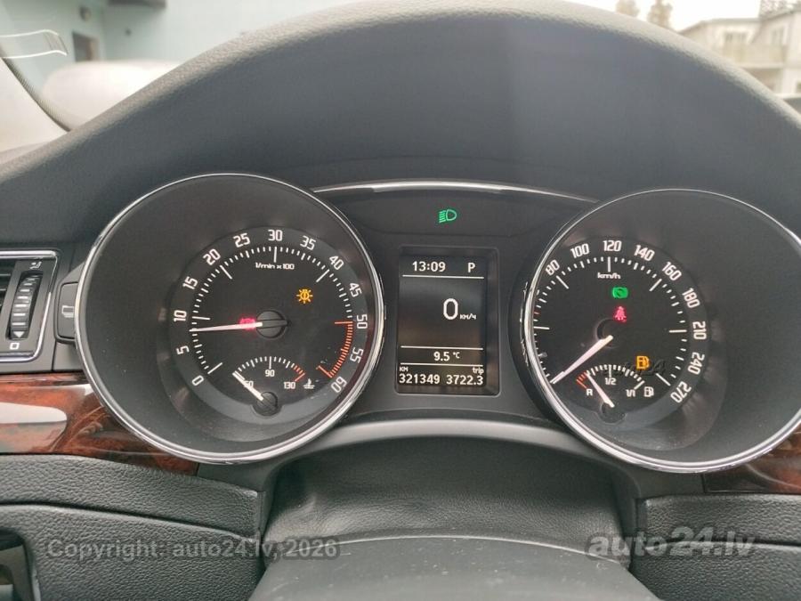 Brūns Skoda SuperB 2013 Tallina, ar dzinēja tilpumu 2.00 L un nobraukumu 398 tūkst. km par 4199 €, foto 12 vietnē AUTOMOTO.COM.LV