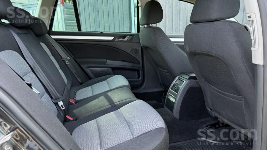 Brūns Skoda SuperB 2013 Rīga, ar dzinēja tilpumu 2.00 L un nobraukumu 334 tūkst. km par 3500 €, foto 11 vietnē AUTOMOTO.COM.LV