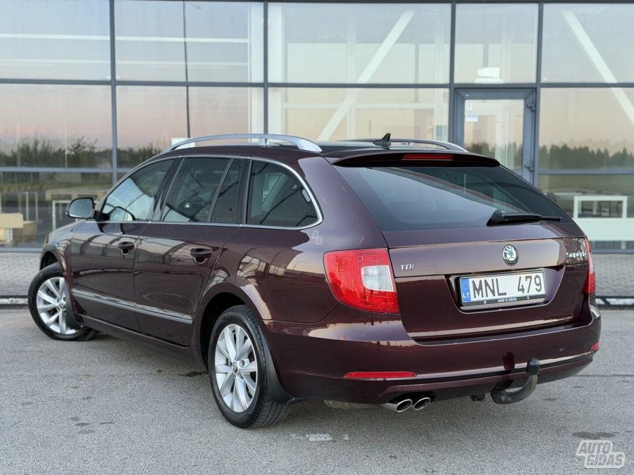 Brown Skoda SuperB 2013 in Panevezys, with an engine capacity of 2.00 L and mileage of 180 thousand km for 5650 €, photo 9 on AUTOMOTO.COM.LV