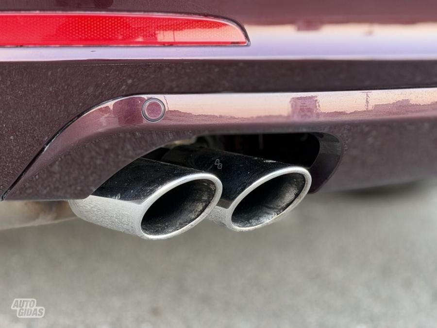 Brown Skoda SuperB 2013 in Panevezys, with an engine capacity of 2.00 L and mileage of 180 thousand km for 5650 €, photo 15 on AUTOMOTO.COM.LV