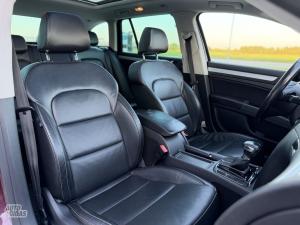 Brown Skoda SuperB 2013 in Panevezys, with an engine capacity of 2.00 L and mileage of 180 thousand km for 5650 €, photo 20 on AUTOMOTO.COM.LV
