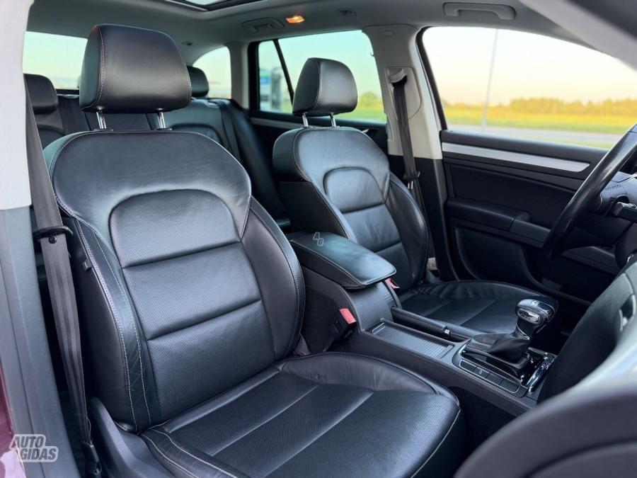 Brown Skoda SuperB 2013 in Panevezys, with an engine capacity of 2.00 L and mileage of 180 thousand km for 5650 €, photo 20 on AUTOMOTO.COM.LV